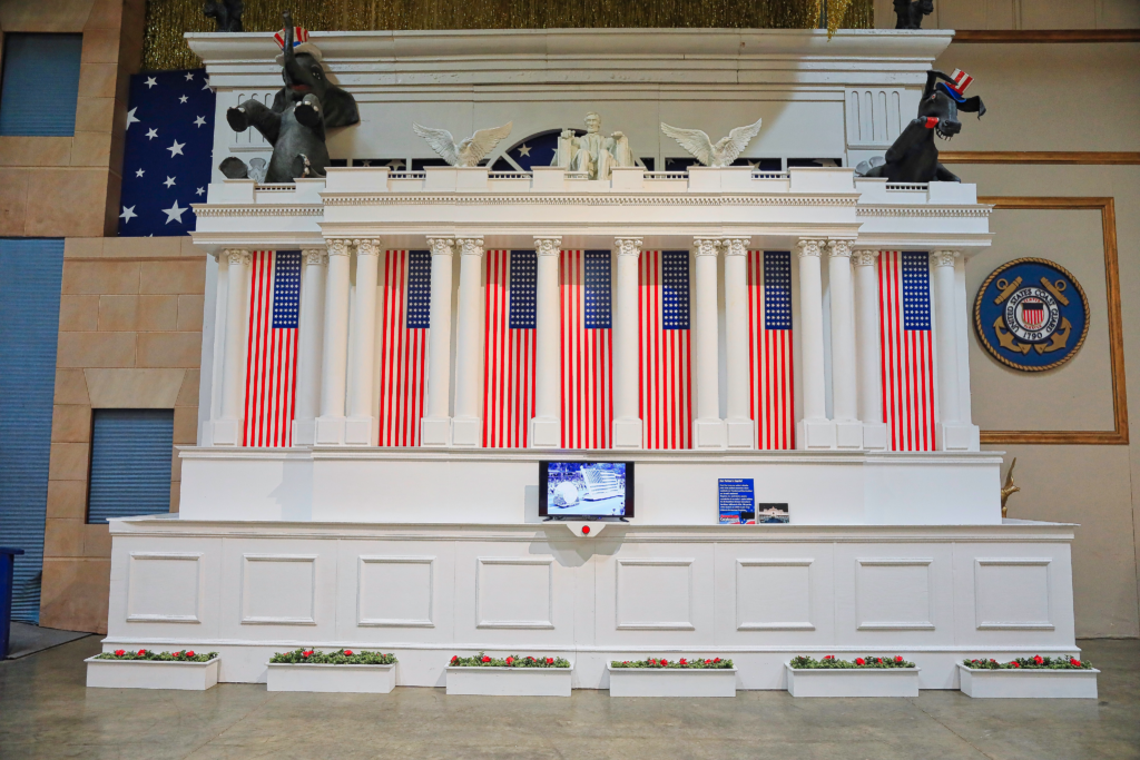 Overview of the Attraction - American Celebration on Parade